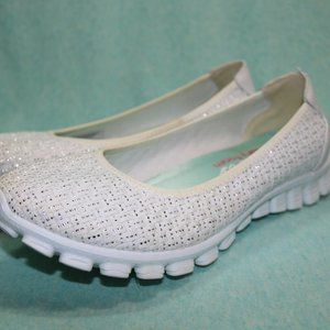 Skechers | Shoes | Skechers Silver Weaved Slip On Sneakers Sz 85 | Poshmark